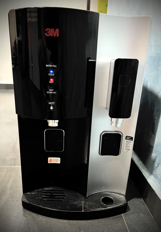 3M Filtered Water Dispenser HCD-2 (Countertop), TV & Home Appliances, Kitchen Appliances, Water ...