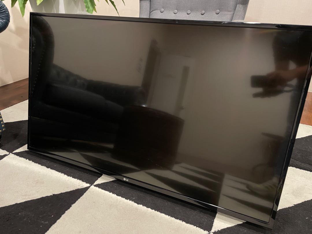 49” LG TV (Non-smart TV), TV & Home Appliances, TV & Entertainment, TV ...