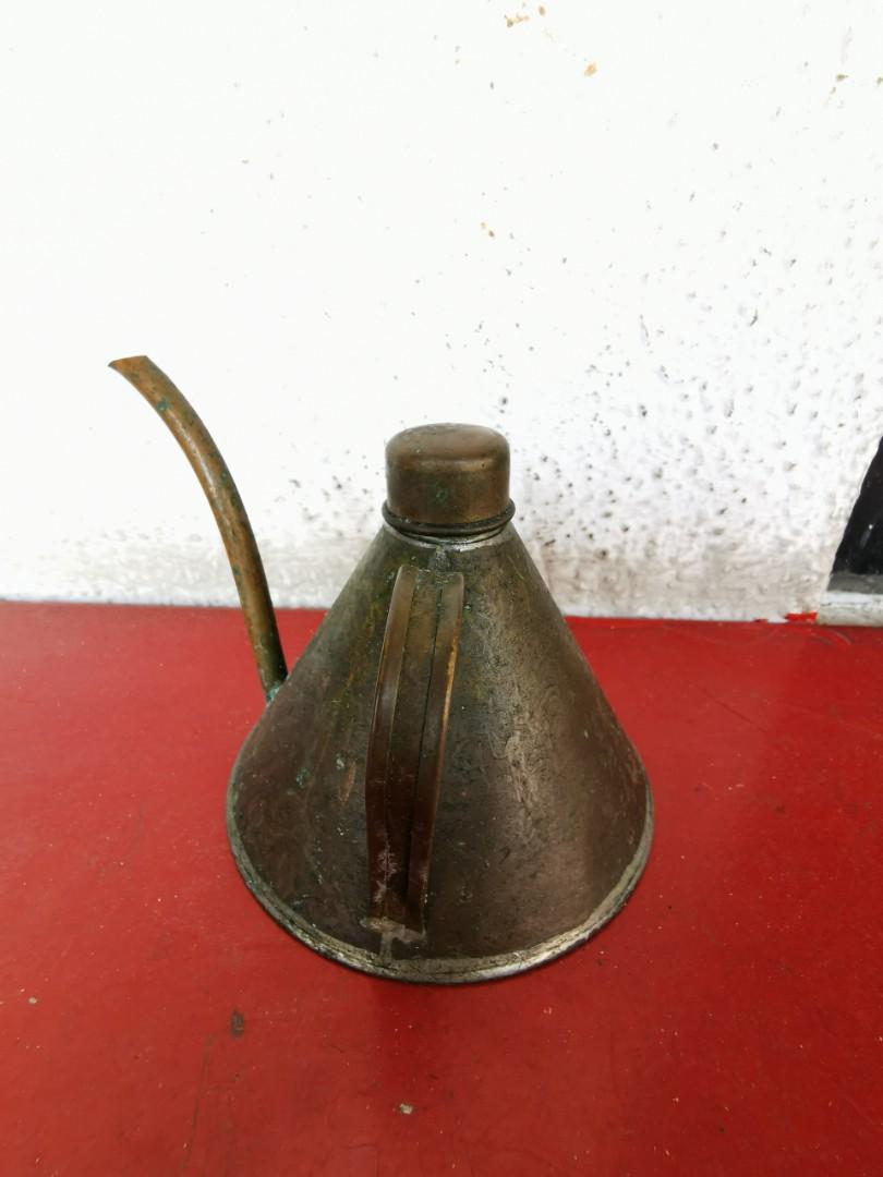 Brass oil container, Hobbies & Toys, Memorabilia & Collectibles ...