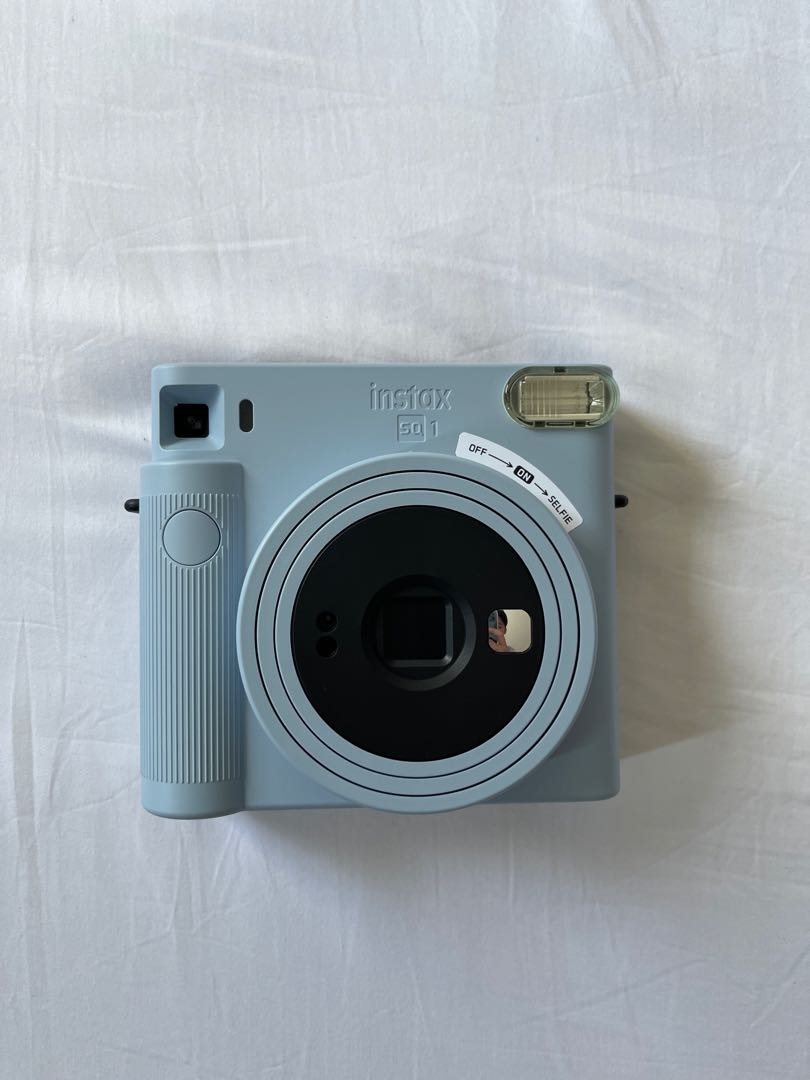 Fujifilm Instax Square SQ1 Polaroid, Photography, Cameras on Carousell