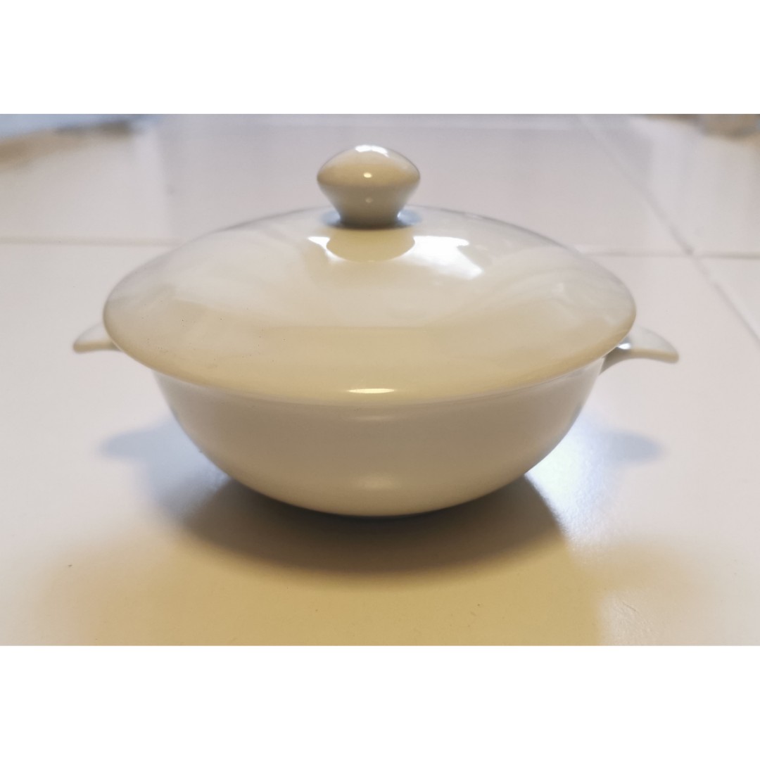 Luzerne white shark fin bowl 13cm, Furniture & Home Living, Kitchenware ...