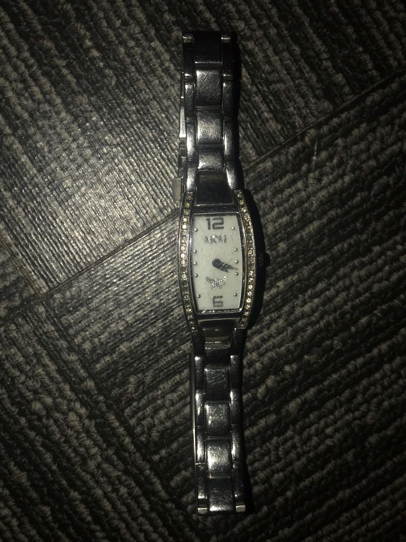 MCM WOMEN WRIST WATCH AUTHENTIC, Women's Fashion, Watches & Accessories ...