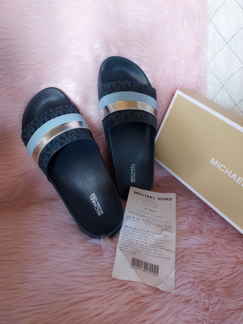 MK brandy slide, Women's Fashion, Footwear, Slippers and slides on ...