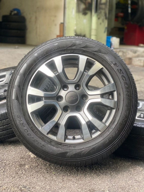 Original 18 inch sport rim Ford Ranger tyre 70%, Auto Accessories on ...