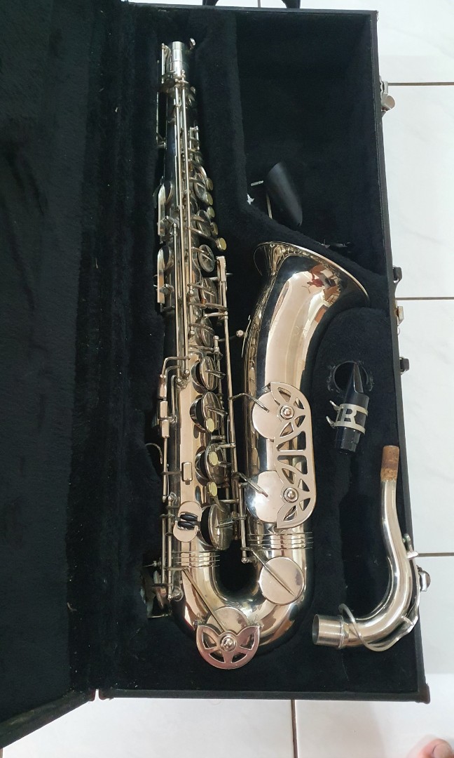 Tenor saxophone Taiwan, Hobbies & Toys, Music & Media, Musical ...
