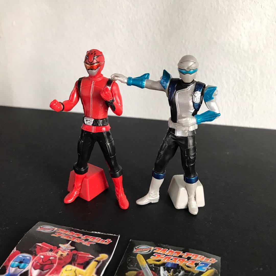 Tokumei Sentai Go-Busters Red & Silver Buster Power Rangers Beast ...