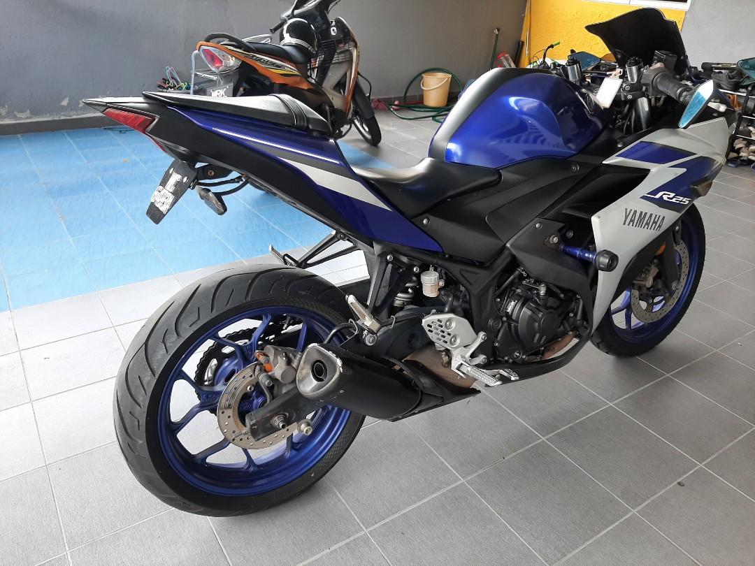 YAMAHA YZF - R25 2015, Motorbikes on Carousell
