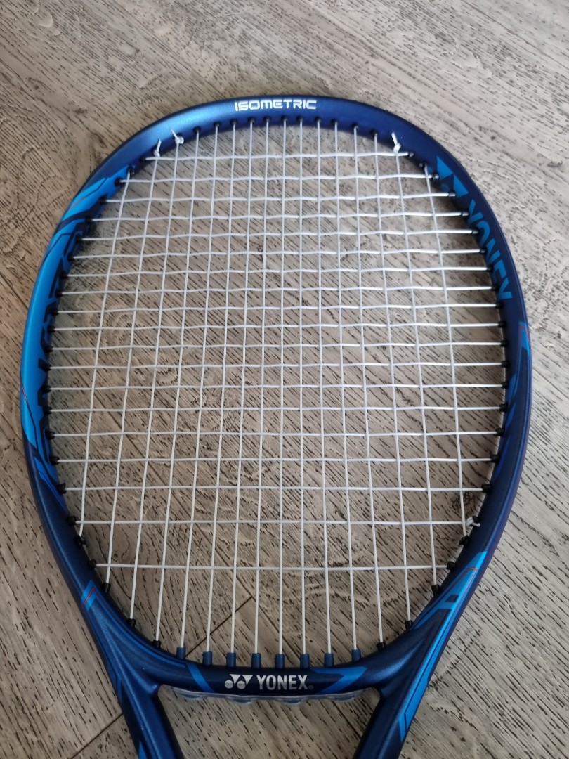 Yonex Ezone 98 Tour (condition 9/10), Sports Equipment, Sports & Games, Racket & Ball Sports on ...