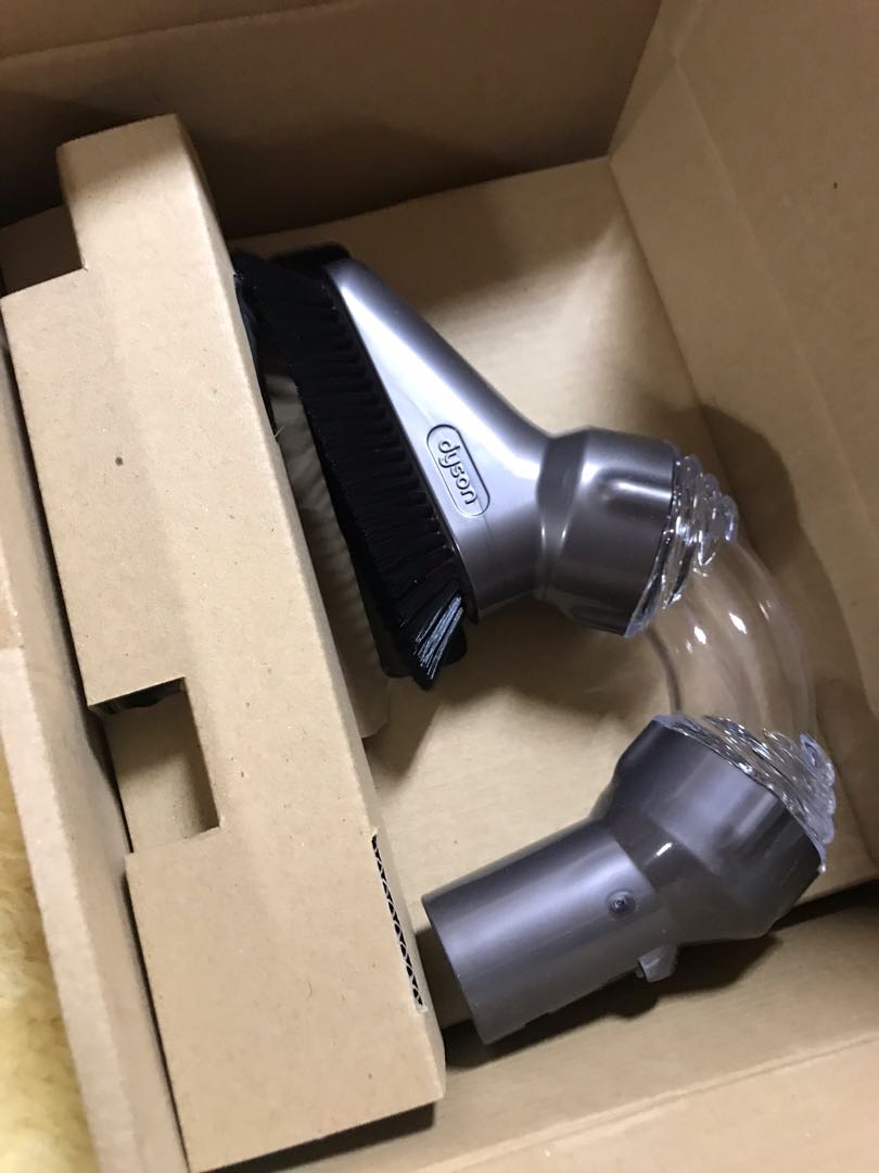 原廠貨 Dyson 戴森 吸塵器配件U型吸頭, 電視及其他電器 , 吸塵機及家居清潔用品在旋轉拍賣