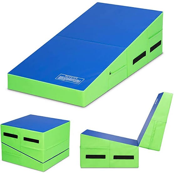 Aelirou Foldable Incline Gymnastic Mat, Sports Equipment, Other Sports ...