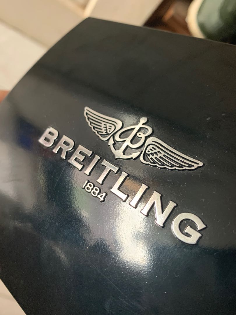 Breitling Watch Box, Barang Mewah, Jam Tangan di Carousell