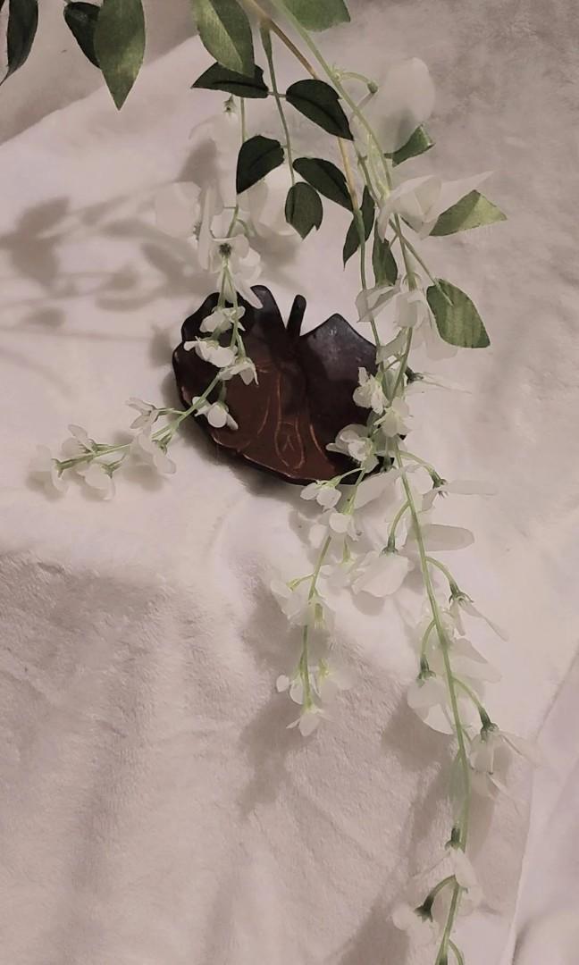 Bunga rambat cantik #valentine2022, Perabotan Rumah di Carousell