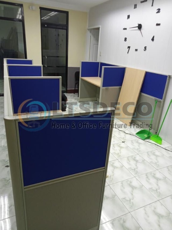 CALL CENTER TABLE OFFICE PARTITIONS, Furniture & Home Living, Office ...