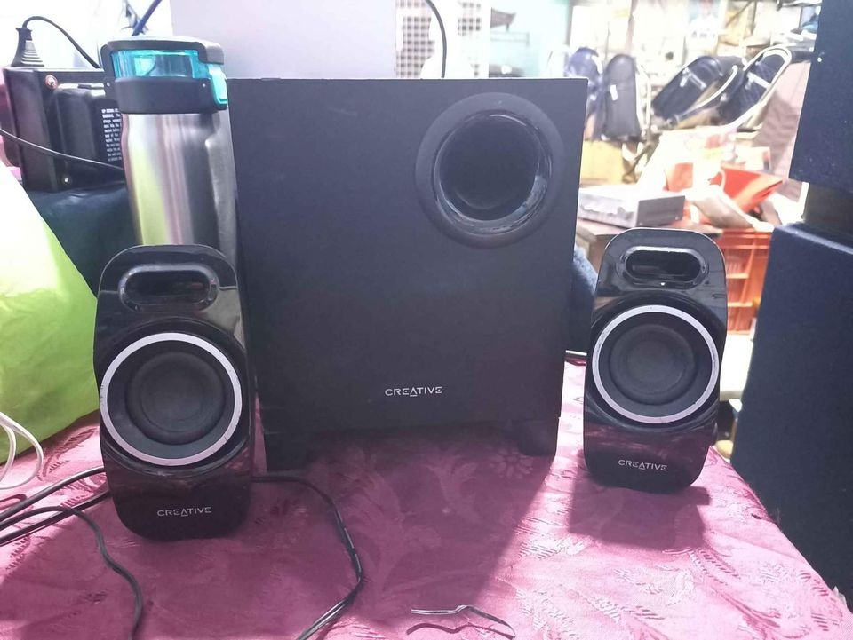Creative A250 Speaker, Audio, Soundbars, Speakers & Amplifiers on Carousell