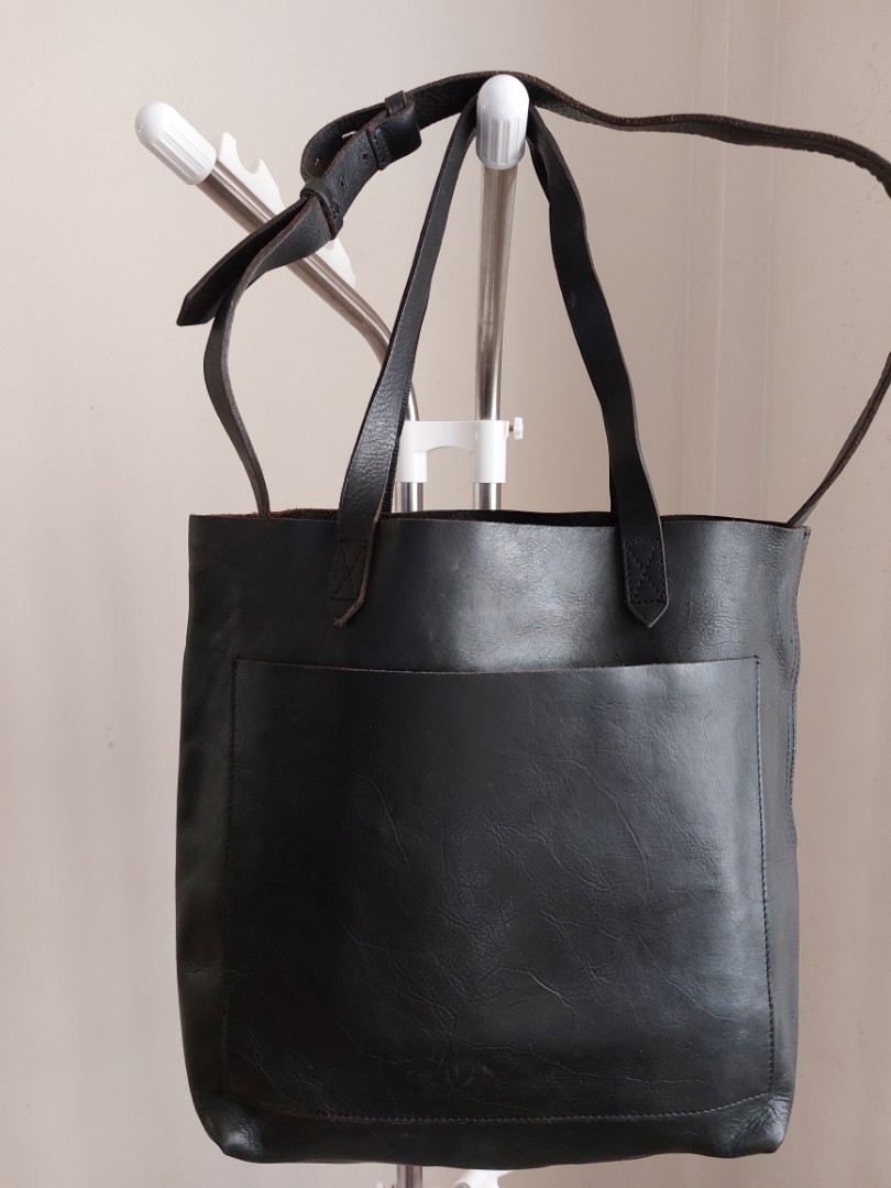 100% Leather 2way bag, Women's Fashion, Bags & Wallets, Cross-body Bags on Carousell