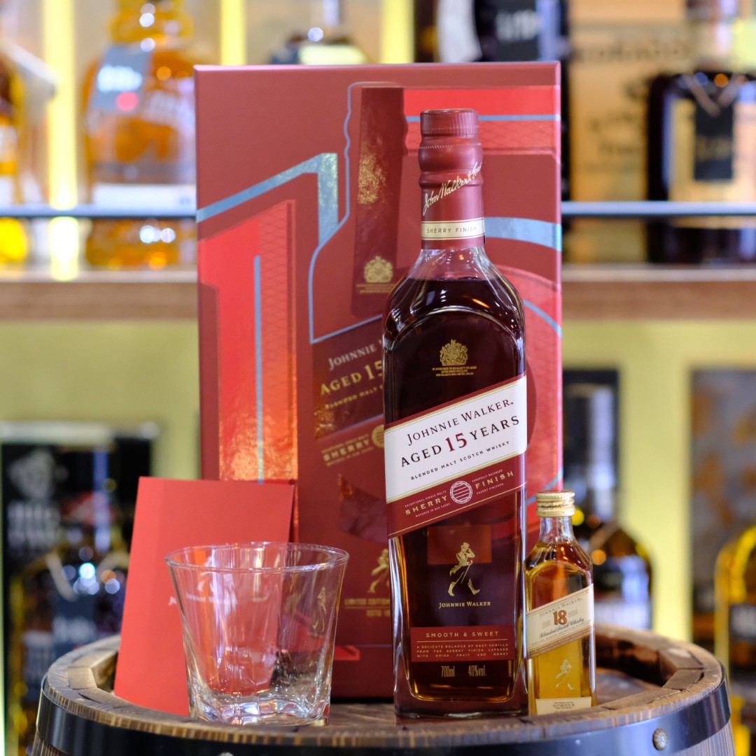 Johnnie Walker 15 Year Old Sherry Cask Finish Blended Scotch Whisky ...