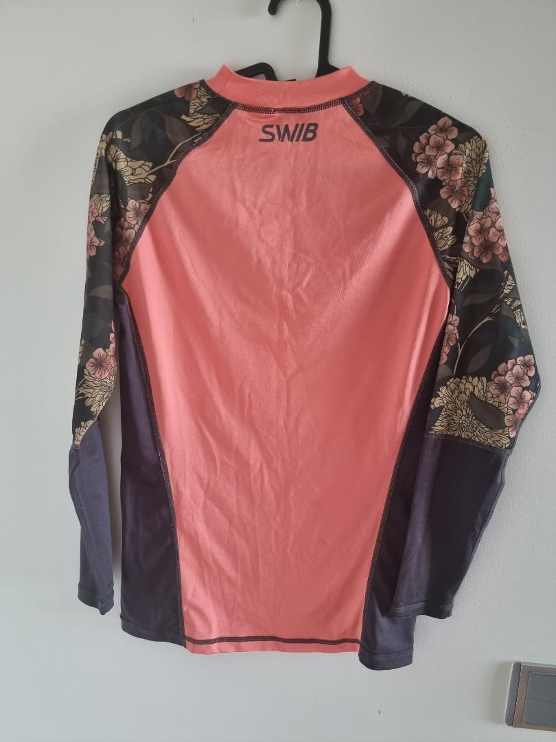 Korean brand rash guard rashguard, Women's Fashion, Swimwear, Rash ...
