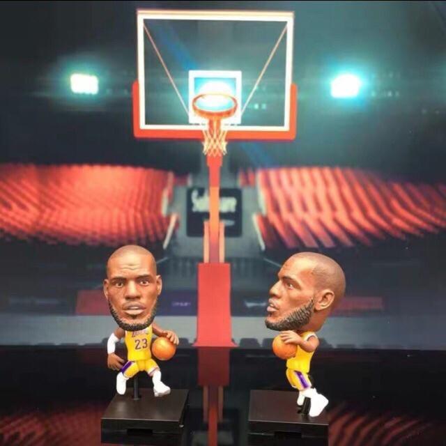 Lakers LeBron James NBA Basketball Figurine Cake Topper, Hobbies & Toys ...