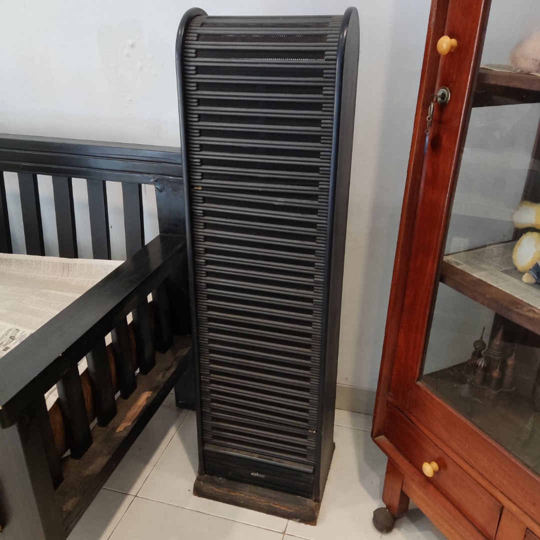 Lemari Rak CD VCD Sliding Door, Perabotan Rumah di Carousell