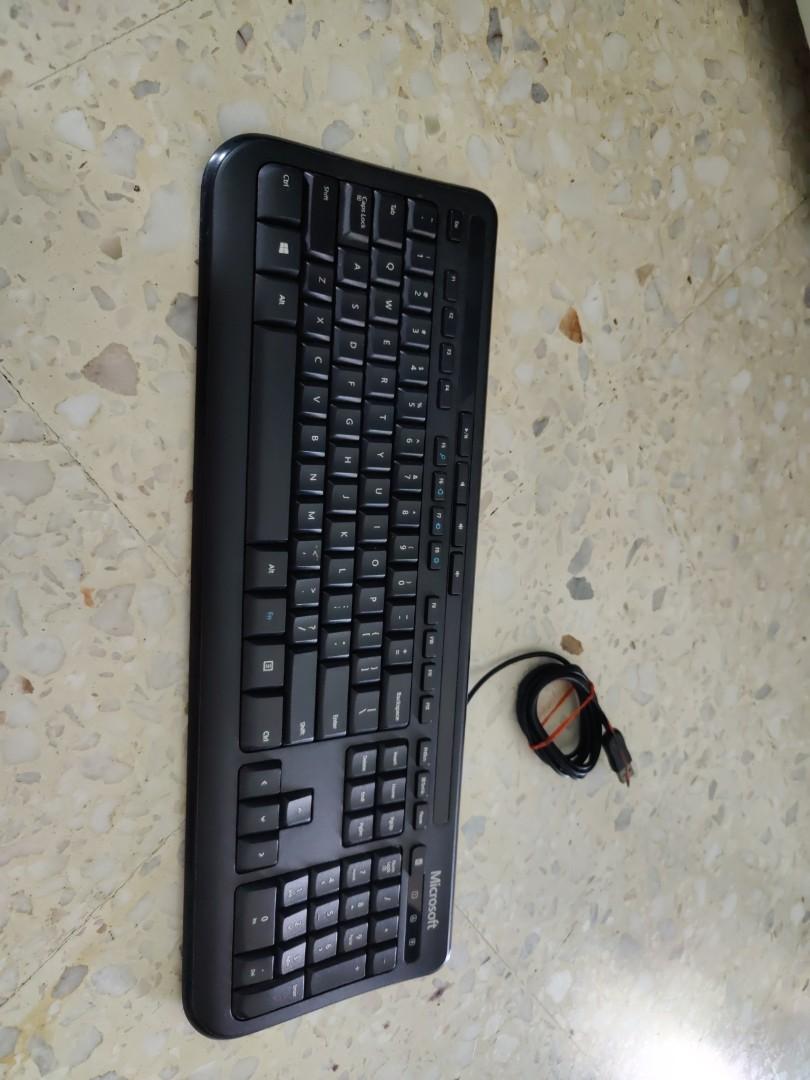 Microsoft keyboard Model 1576, Computers & Tech, Parts & Accessories ...