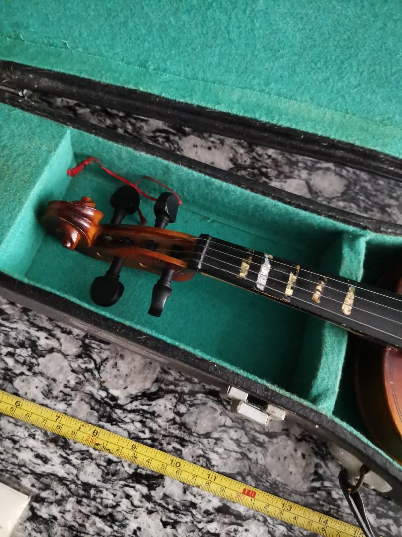 Rare vintage violin set by Lark 1/4, Hobbies & Toys, Music & Media ...
