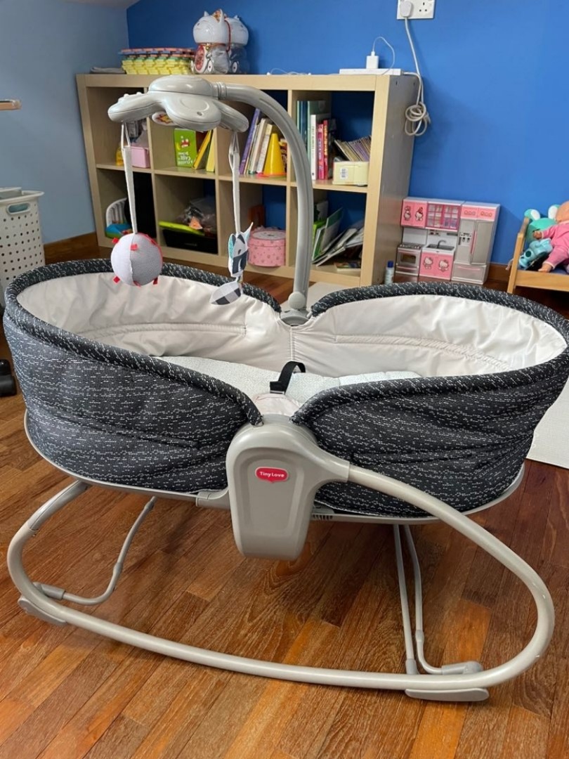 Tiny love 3in1 rocker napper, Babies & Kids, Baby Nursery & Kids ...