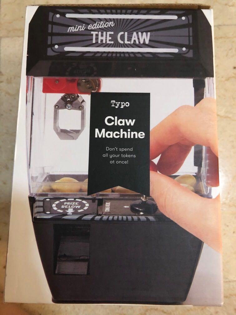 Typo Claw Machine, Hobbies & Toys, Toys & Games on Carousell