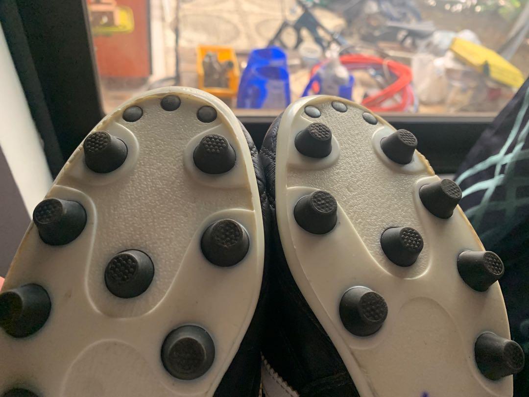 Adidas Copa Mundial studs, Men's Fashion, Footwear, Boots on Carousell