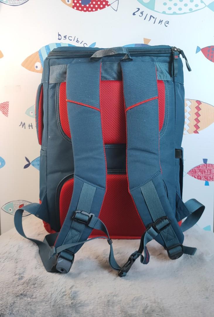 ASICS Laptop Backpack, Men's Fashion, Bags, Backpacks on Carousell