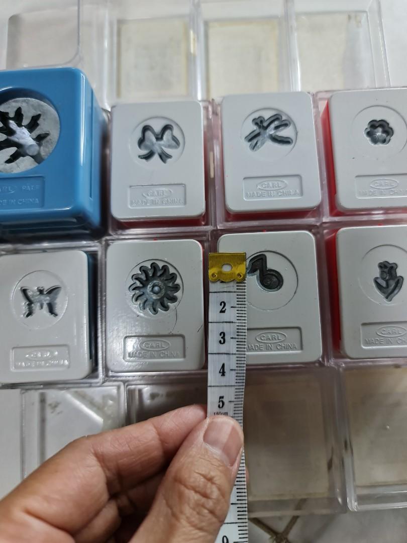 Carl Carla Craft Punch Perforatrice Stamps Big and Small Size, Hobbies ...