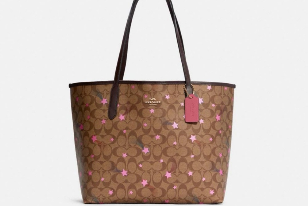 Coach classic Signature star Tote Bag, Women's Fashion, Bags & Wallets ...