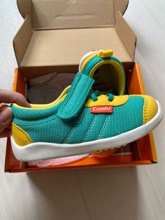 Combi shoes, Babies & Kids, Babies & Kids Fashion on Carousell