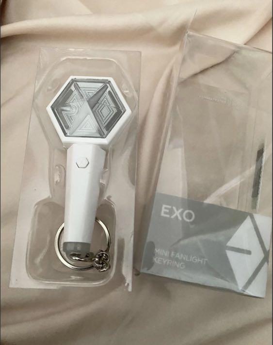 EXO Mini Lightstick keychain, Hobbies & Toys, Memorabilia ...