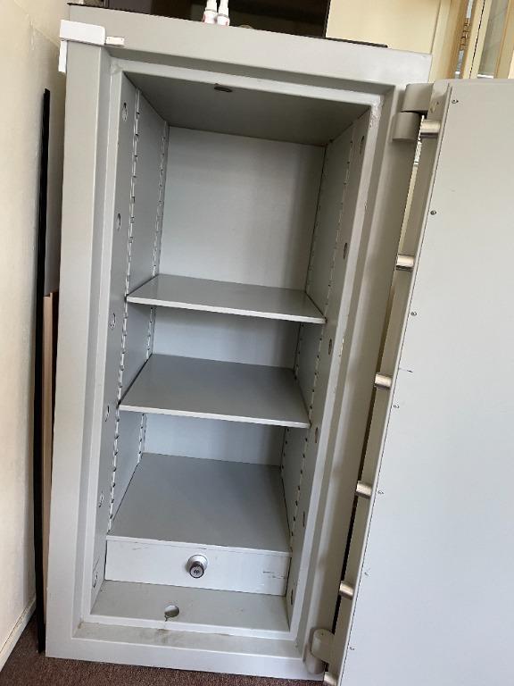 Fichet- Bauche Safe Case 29 x 32 x 61.25 INCH, Furniture & Home Living ...