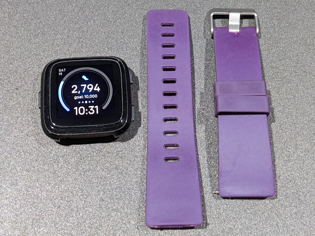 Fitbit Versa 1, Mobile Phones & Gadgets, Wearables & Smart Watches on ...
