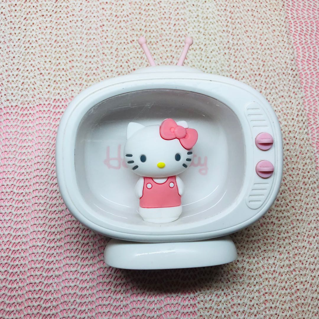 hello kitty tv light, Announcements on Carousell
