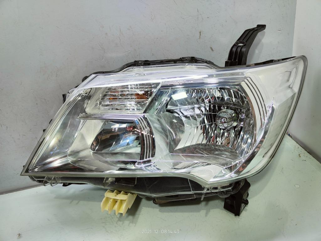 JDM Nissan Serena C26 Highway Star 2010-2013 Front Head Lights Lamps ...