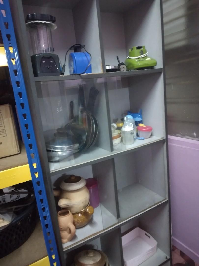 Kabinet display, Furniture & Home Living, Furniture, Shelves, Cabinets ...