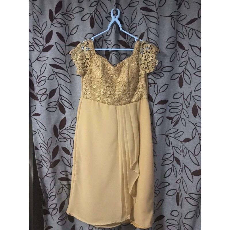 Matte Gold Gown for Weddings, Parties, Formal Events, Women's Fashion ...