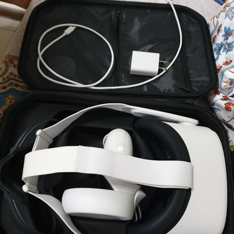 Oculus Quest 2 256 GB Rarely Used, Video Gaming, Video Game Consoles ...
