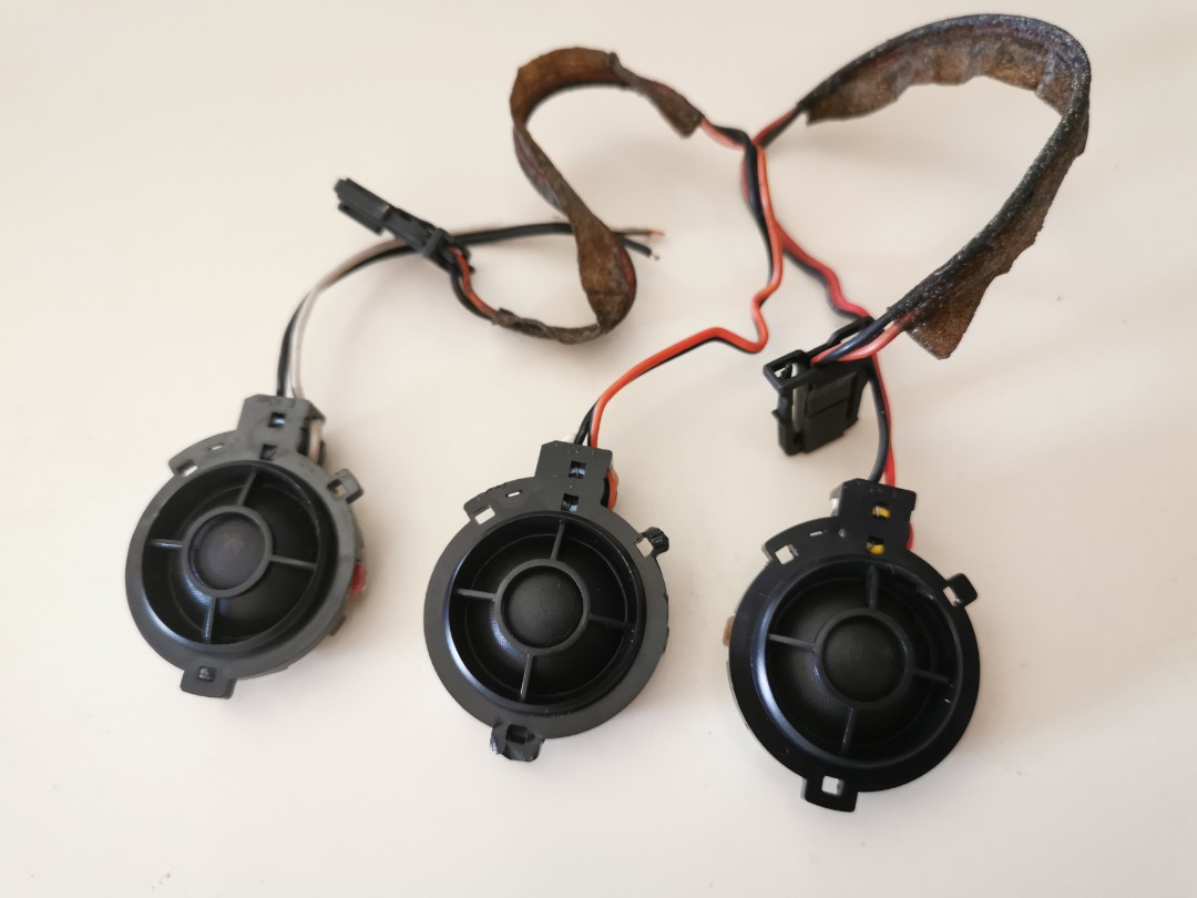 Original Volkswagen Tweeters, Auto Accessories on Carousell