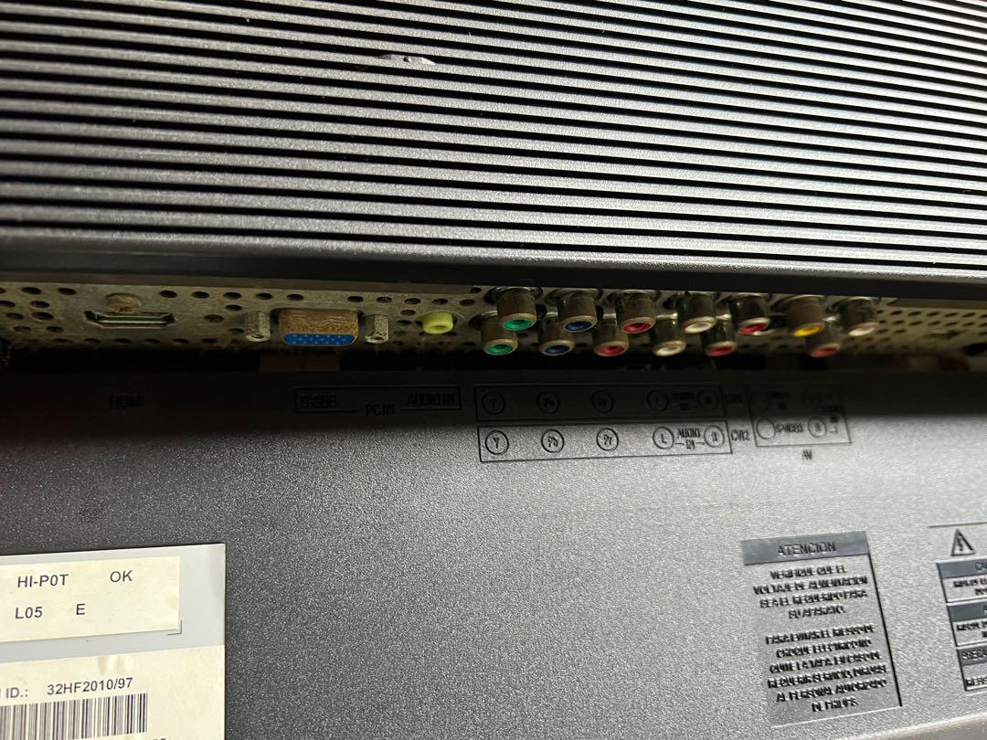 Philips 30 inch, TV & Home Appliances, TV & Entertainment, TV on Carousell