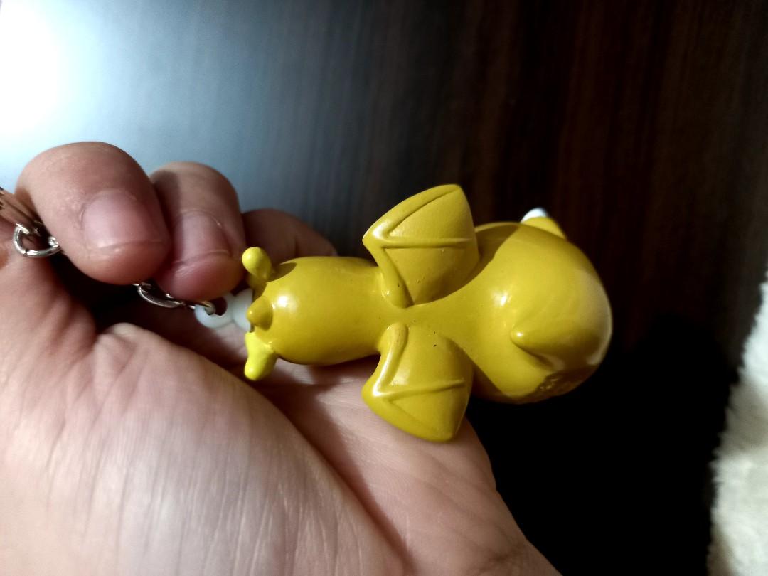 Pokemon Dragonite Keychain, Hobbies & Toys, Memorabilia & Collectibles ...