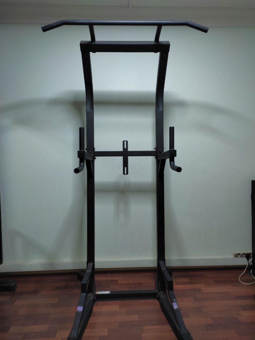 Pull up station / Pull up tower, Sports Equipment, Exercise & Fitness ...