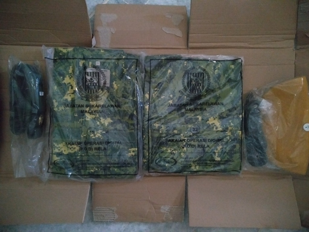 RELA Uniform (Saiz Baju 15 dan Seluar 32), Everything Else, Others on ...