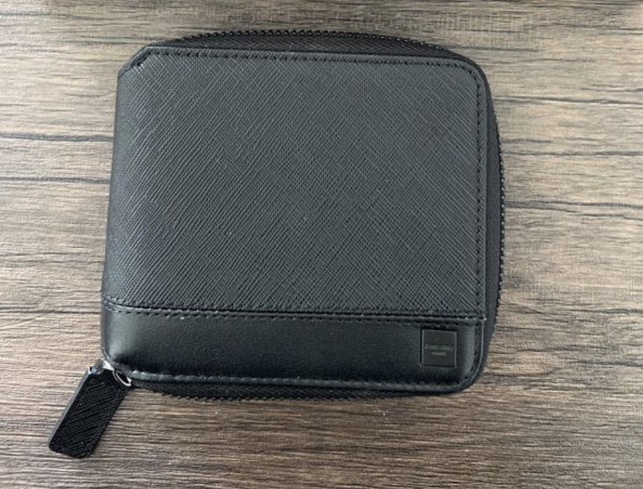 Renoma wallet, Men's Fashion, Watches & Accessories, Wallets & Card ...