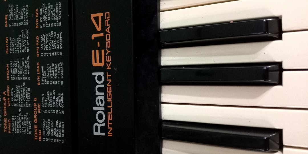 Roland E-14 intelligent keyboard, Hobbies & Toys, Music & Media ...