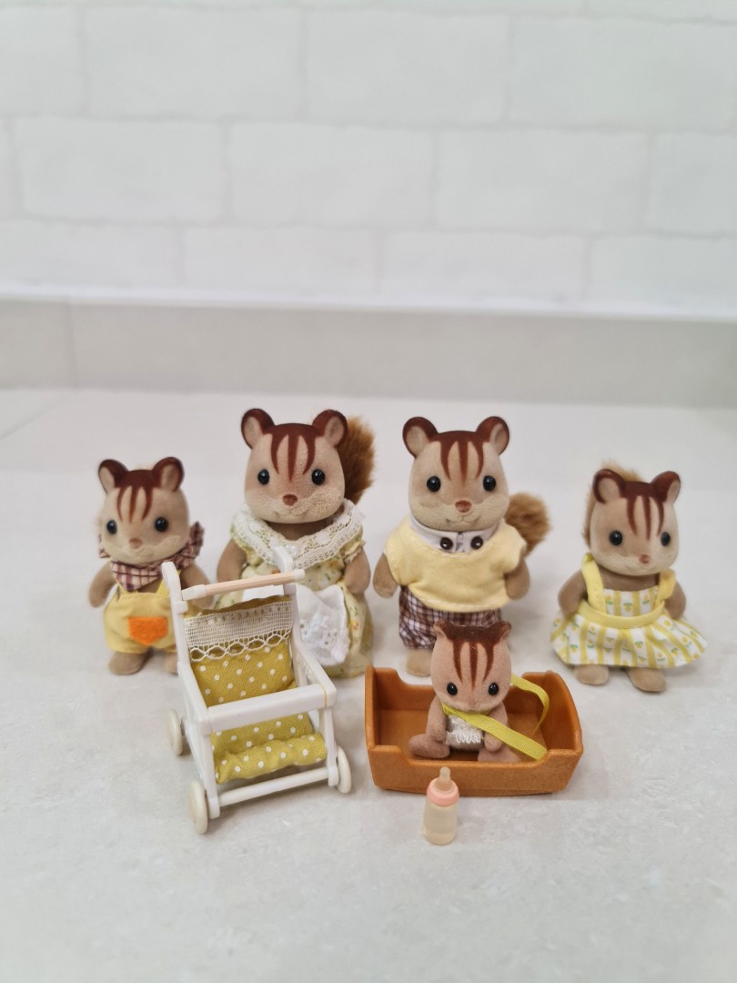 Sylvanian Families Squirrels Family Baby Figurines with Stroller ...