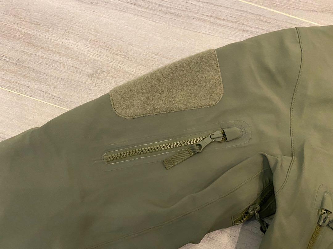 TAD gear Triple Aught Design Stealth hoodie rain jacket, 男裝, 外套及戶外衣服 ...