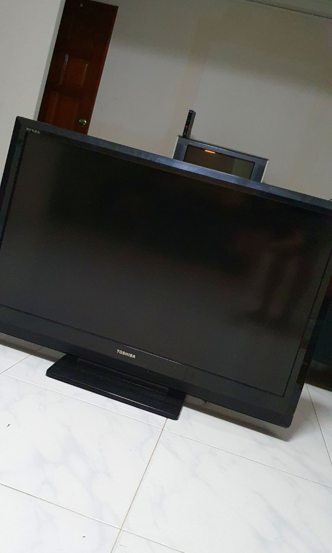 TOSHIBA REGZA TV, TV & Home Appliances, TV & Entertainment, TV on Carousell